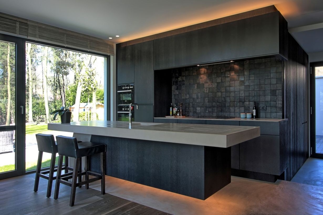 Modern Range - Modern Kitchens - SquareMelon